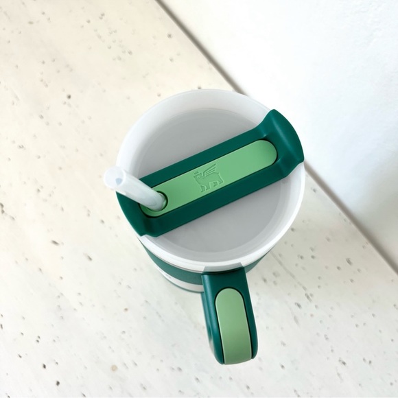 Stanley | Dining | Stanley4 Oz Tumbler Quencher H20 Cup W Handle Alpine ...